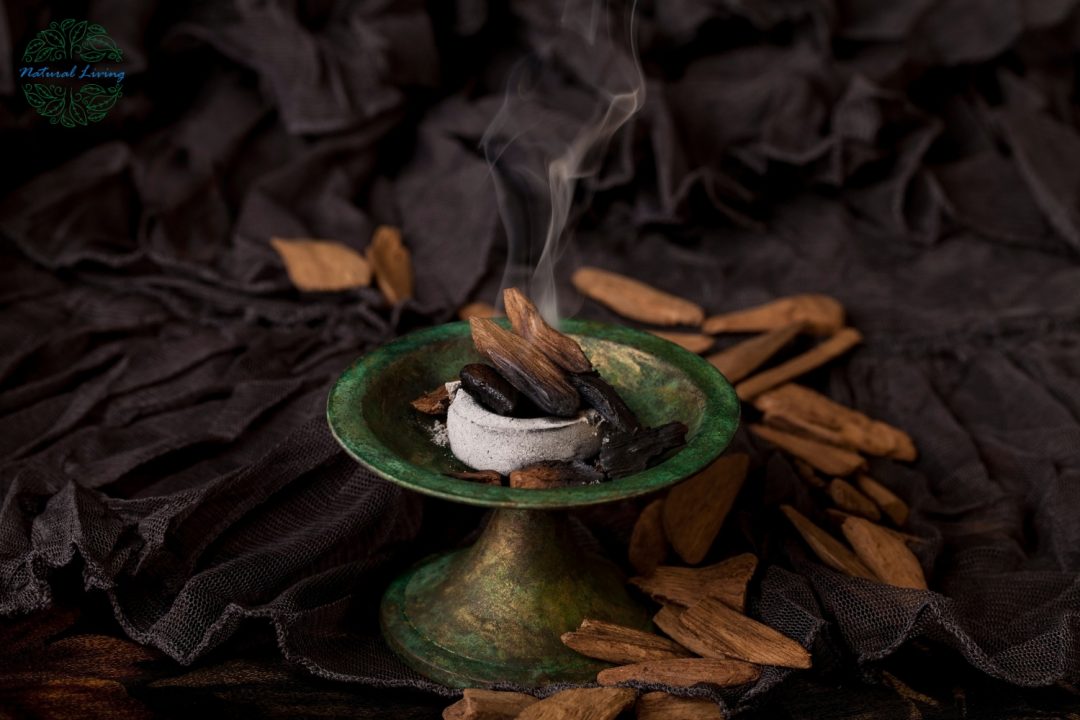 Oud Essential Oil Benefits, Uses and Side Effects: An Expert Guide