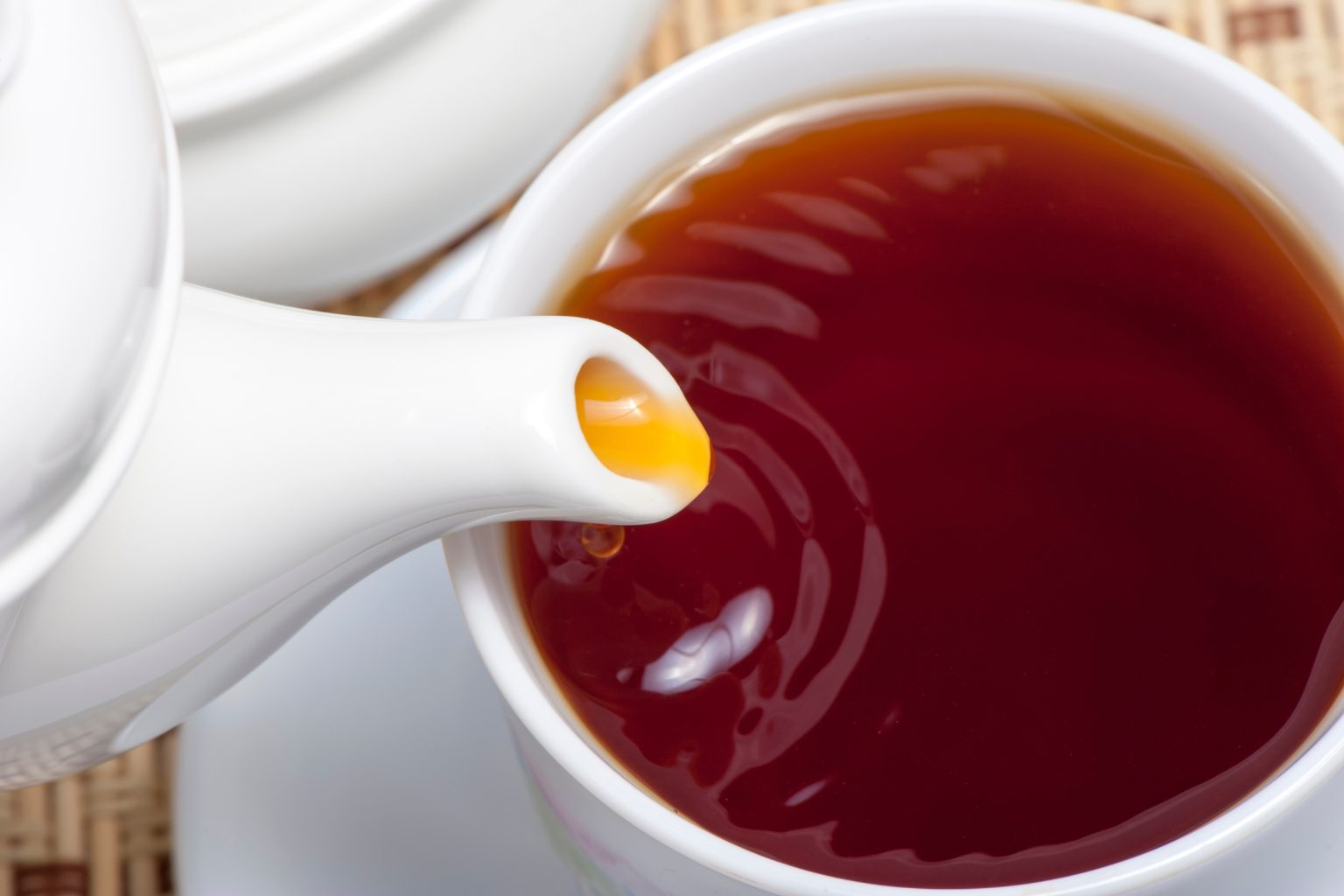 Black Tea Benefits and Side Effects: Comprehensive Health Insights