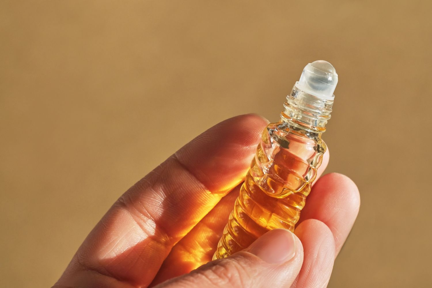 White Tea Essential Oil Benefits, Uses, and Side Effects: A ...